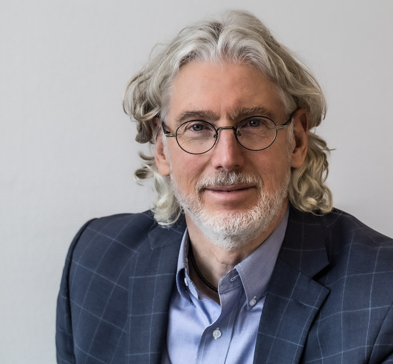 QB International GmbH / Roger Sturm